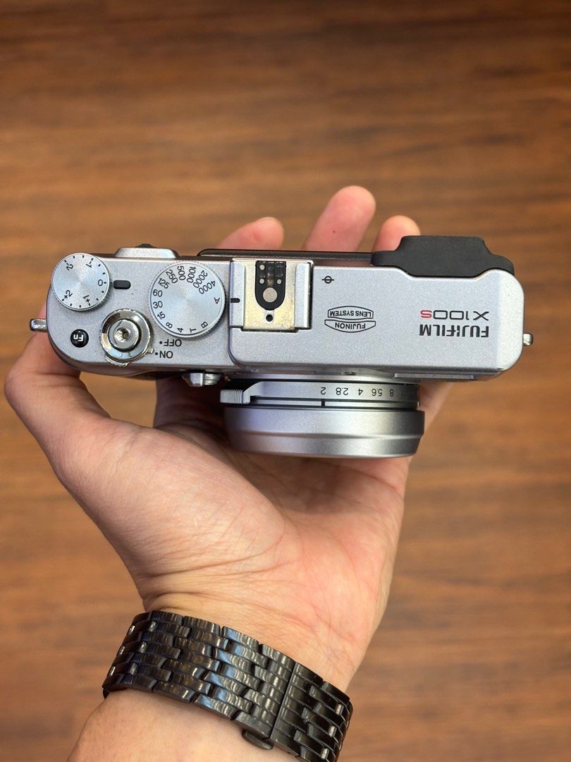 FUJIFILM X100S SHUTTER COUNT 10k, Photography, Cameras on Carousell