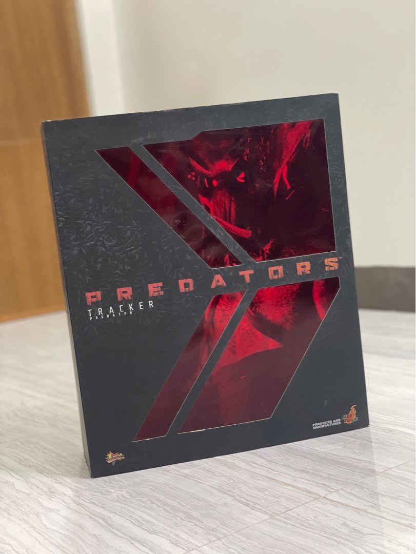 Hot toys Predators Tracker Predator, Hobbies & Toys, Toys & Games on Carousell
