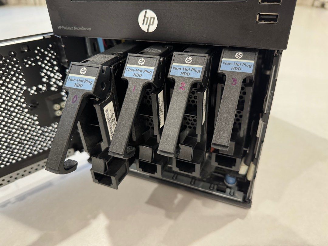 HP MicroServer N40L 12TB (with 4 x 3TB HDD) Perfect for NAS, Computers ...