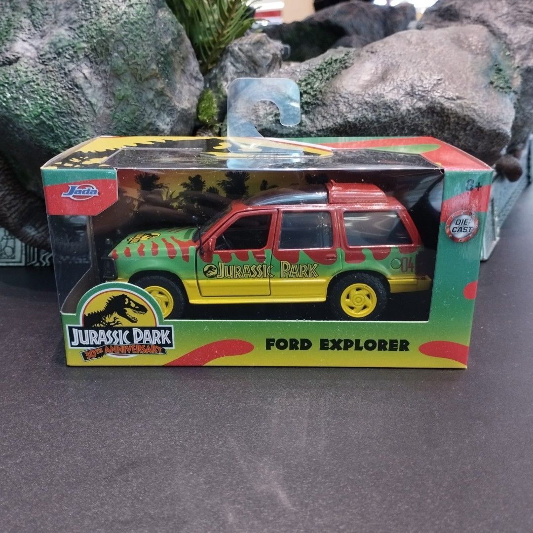 Jada Toys Die-Cast Vehicle 1:32 Scale Jurassic Park 30th Anniversary ...