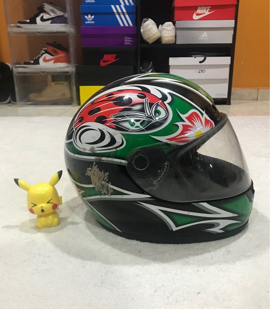 KHI KH-100 LADYBUG BLACK/GREEN FULL FACE HELMET, Motorbikes on Carousell
