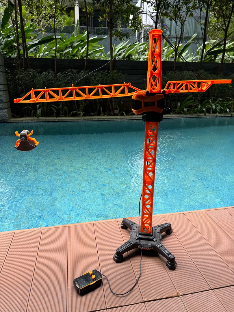 Kids Crane, Hobbies & Toys, Toys & Games on Carousell