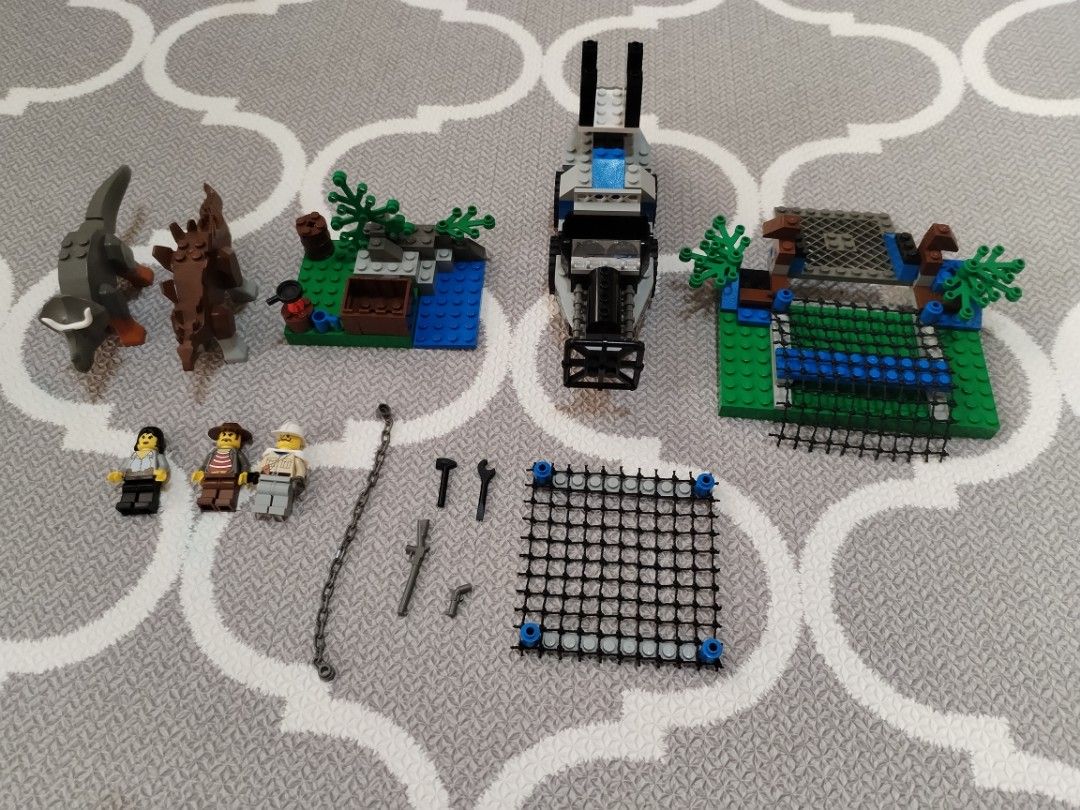 Lego 5955 Adventurers Dino Island : All Terrain Trapper, Hobbies & Toys ...