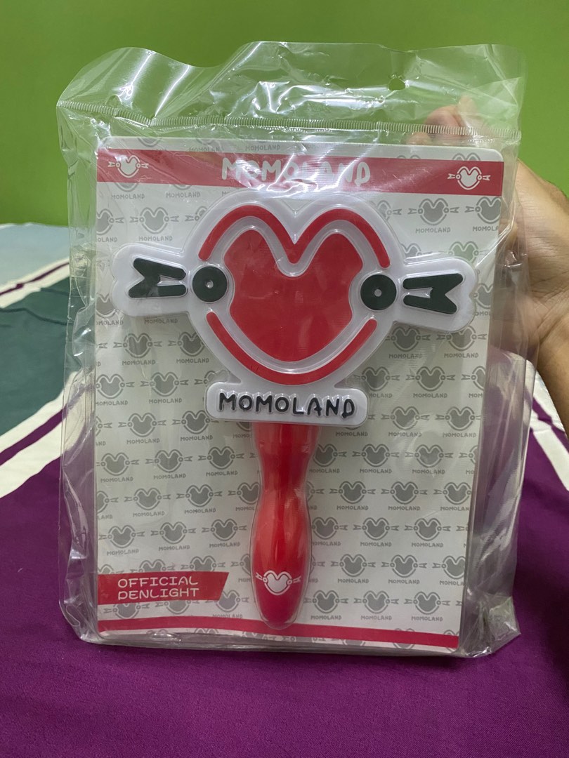 MOMOLAND LIGHTSTICK, Hobbies & Toys, Collectibles & Memorabilia, K-Wave ...