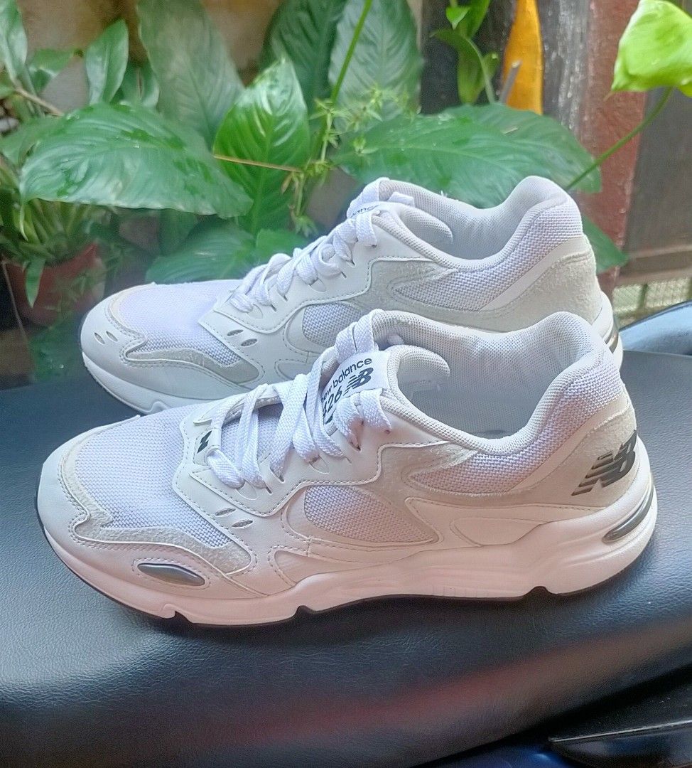 NEW BALANCE 426 SERIES WHITE 8 MEN, Men's Fashion, Footwear, Sneakers ...