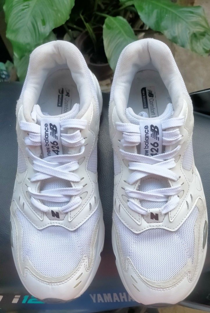 NEW BALANCE 426 SERIES WHITE 8 MEN, Men's Fashion, Footwear, Sneakers ...