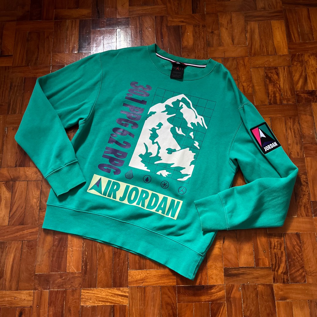 Nike Air Jordan Sweater, Men's Fashion, Tops & Sets, Hoodies on Carousell