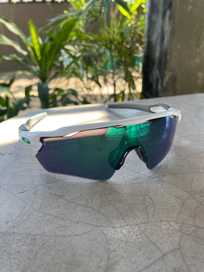 Original Oakley Radar EV Path, Men's Fashion, Watches & Accessories ...
