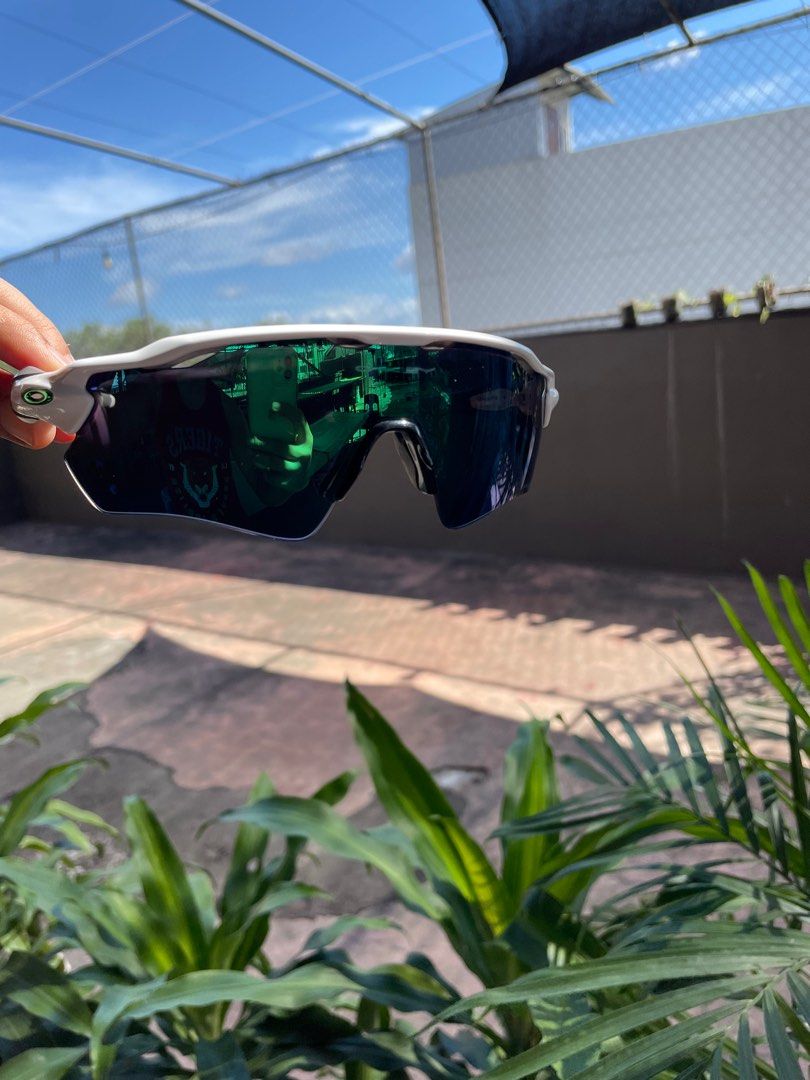 Original Oakley Radar EV Path, Men's Fashion, Watches & Accessories ...