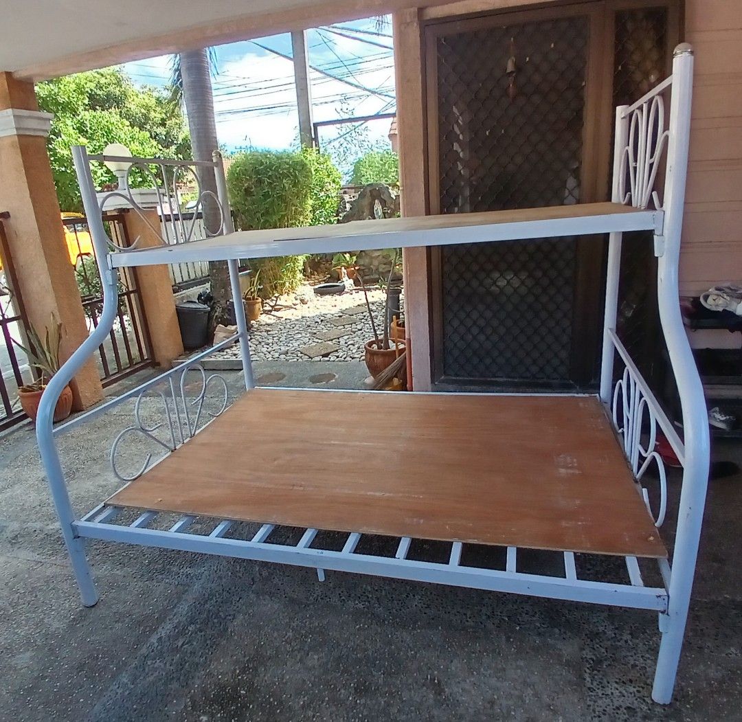 R type bed bunk/double deck, Furniture & Home Living, Furniture, Bed ...