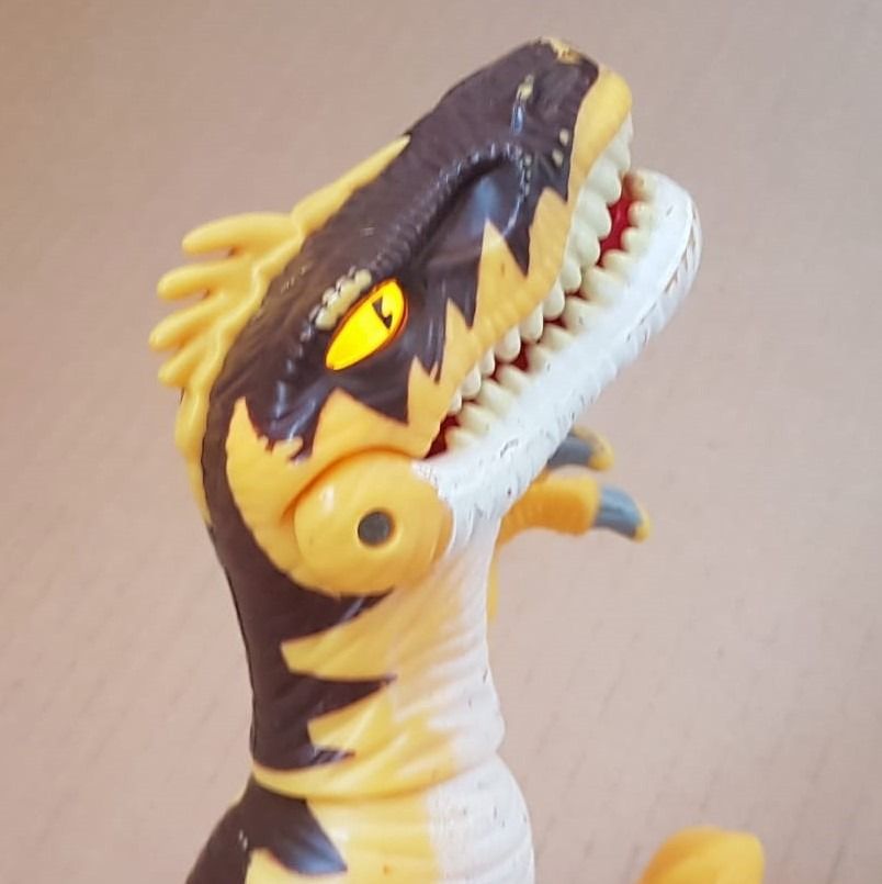 Rare Collectibles, Jurassic World Velociraptor Yellow Dinosaur, JW ...