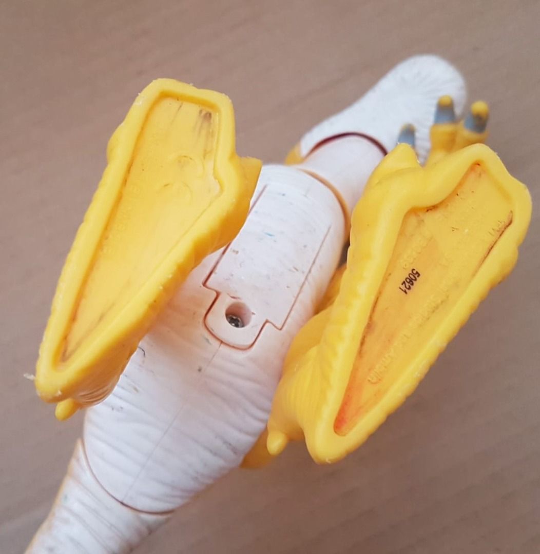 Rare Collectibles, Jurassic World Velociraptor Yellow Dinosaur, JW ...