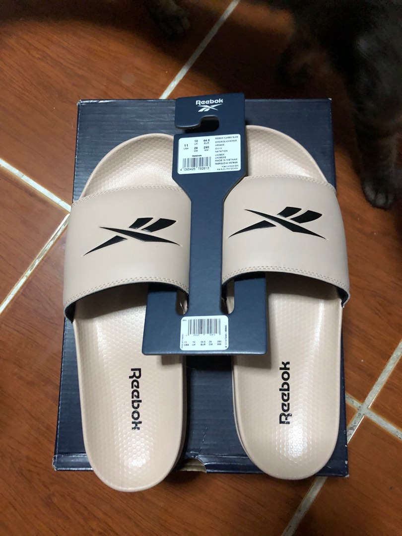 Reebok slides, Men's Fashion, Footwear, Slippers & Slides on Carousell
