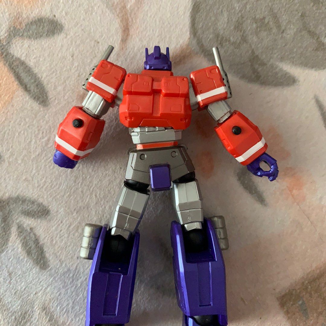 Revoltech Kaiyodo Optimus Prime Transformer Cybertron Commander, Toys ...