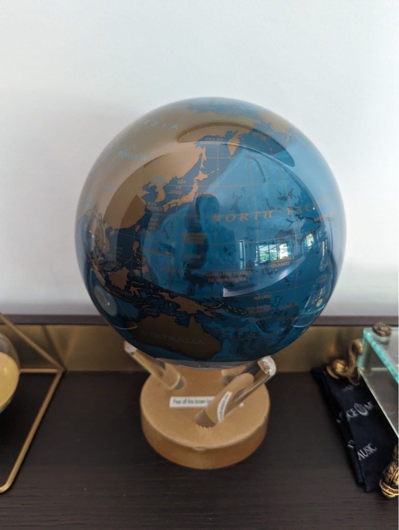 Rotating decorative earth / world globe, Furniture & Home Living, Home ...
