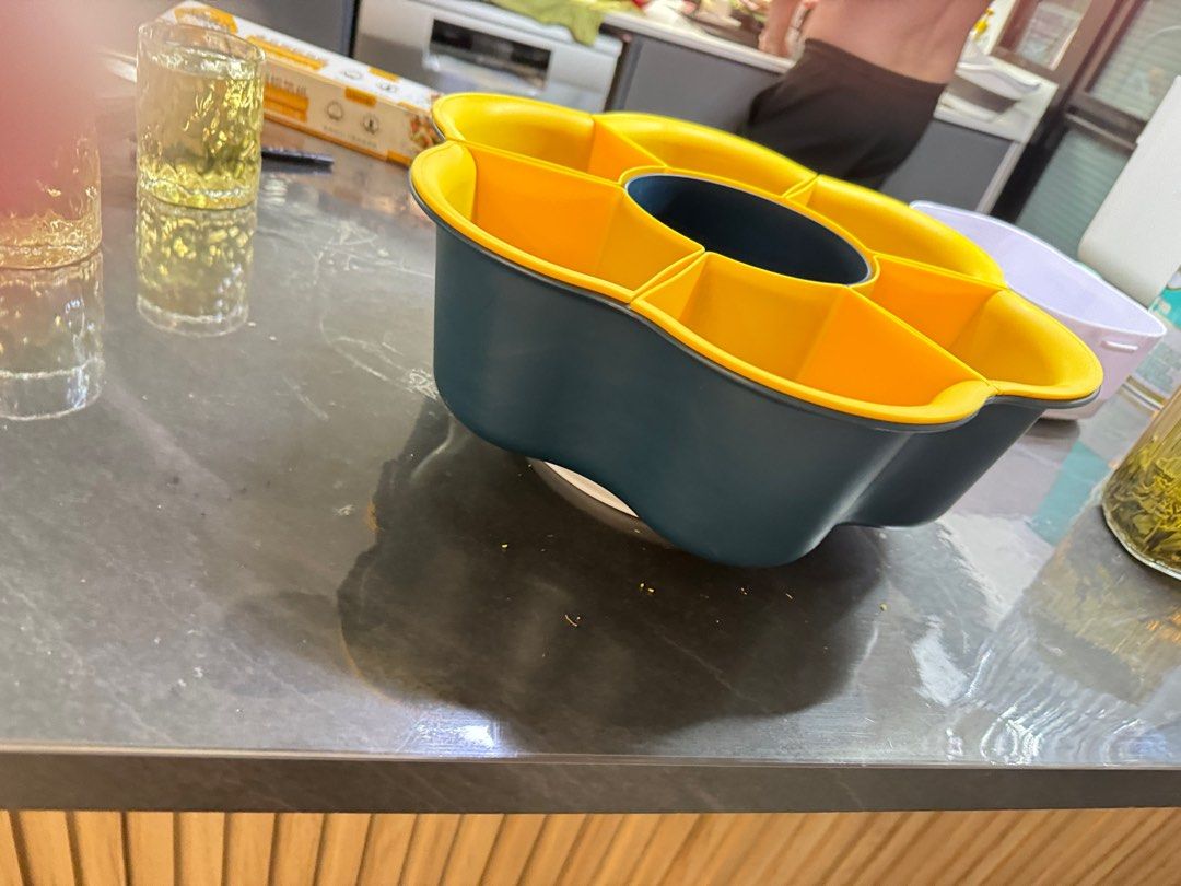 Rotating Hotpot food platter food containers, Furniture & Home Living ...