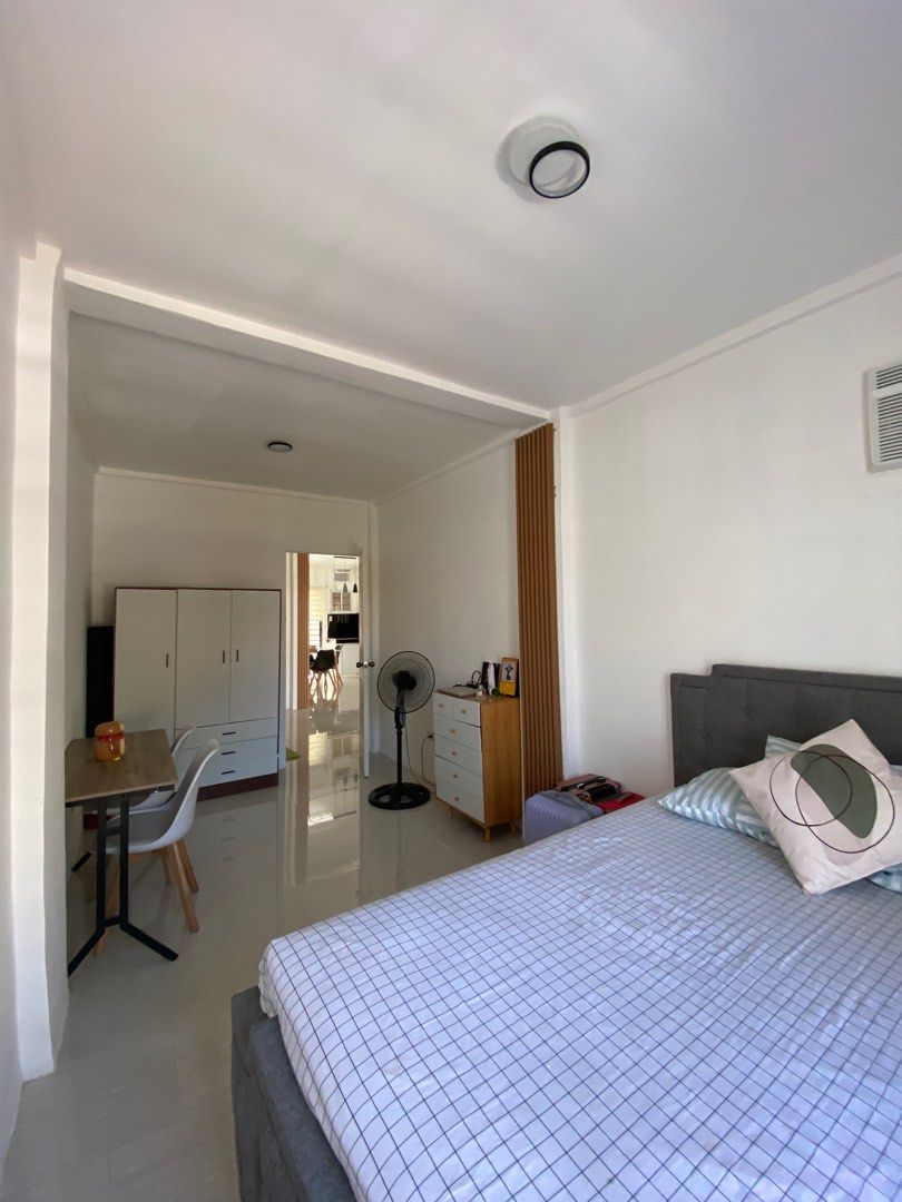 Rush affordable Paranaque house and lot for sale in Severina Diamond ...