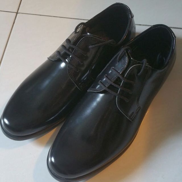 Saf no.3 dress shoes, Men's Fashion, Footwear, Dress Shoes on Carousell