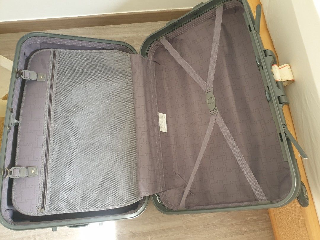 Samsonite Hardshell Luggage, Hobbies & Toys, Travel, Luggages on Carousell