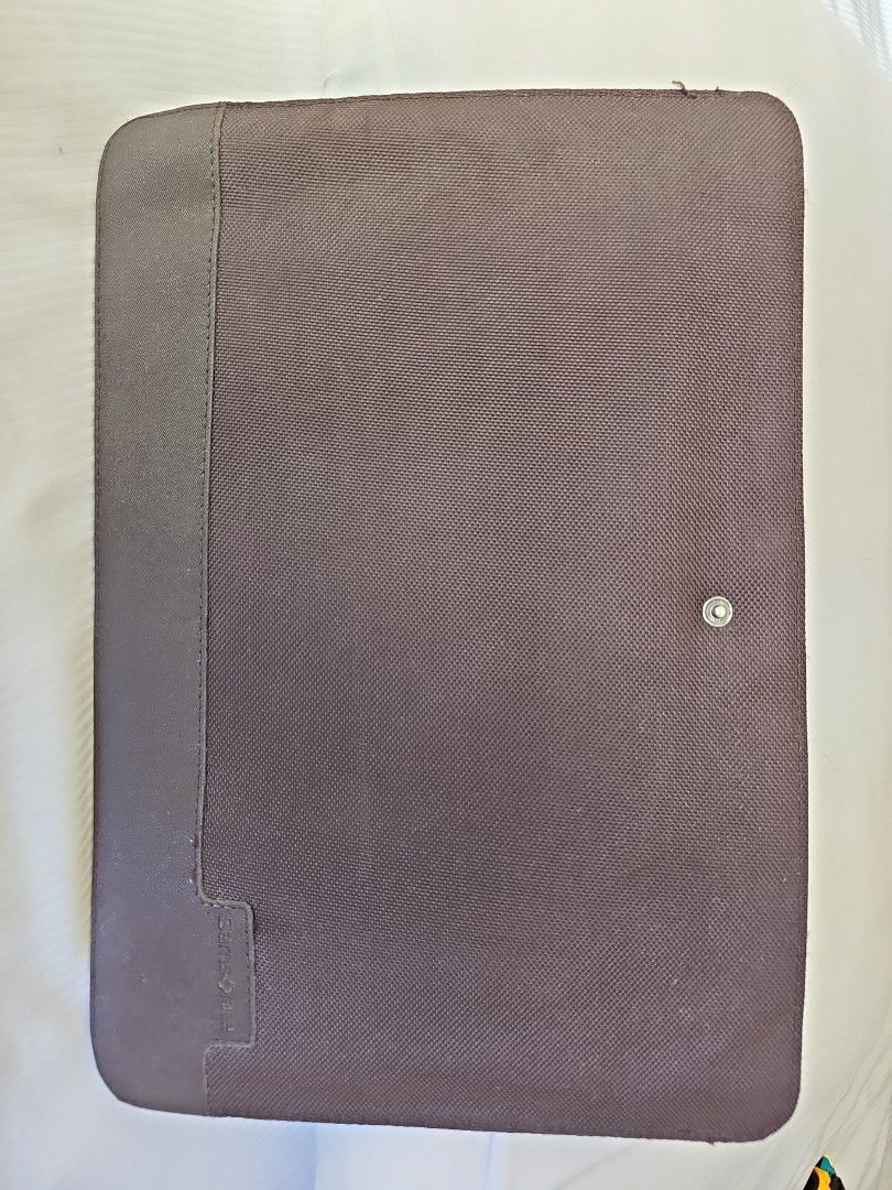 Samsonite laptop sleeve bag, Computers & Tech, Parts & Accessories ...