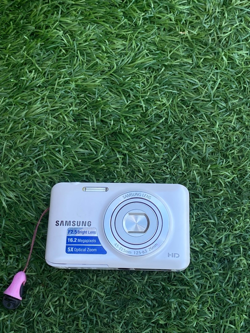 Samsung es95, Photography, Cameras on Carousell