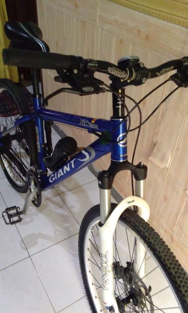 Sepeda mtb giant (full rakit sendiri) spek handal, Motor di Carousell