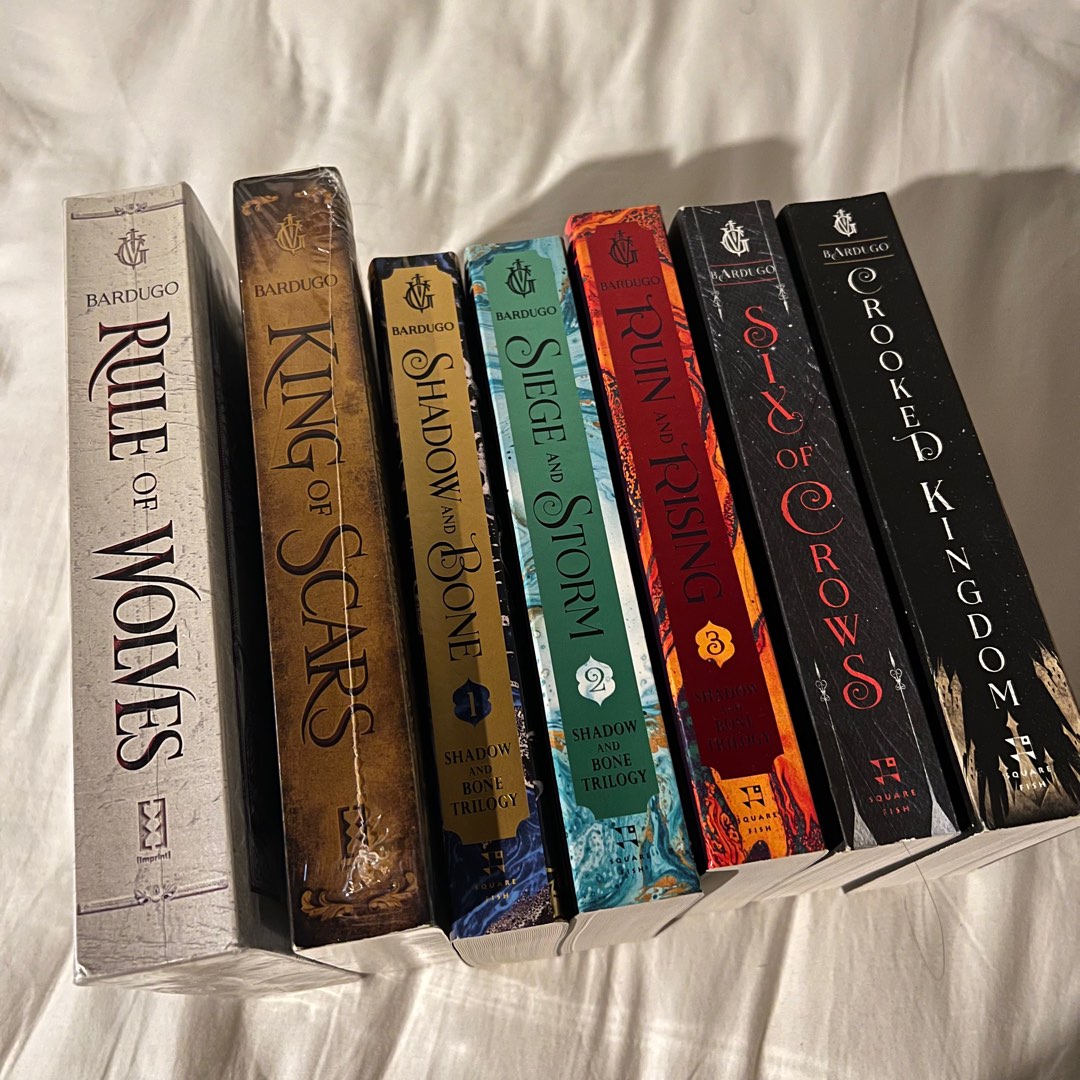 Shadow and Bone Trilogy, Six of Crows + Crooked Kingdom, King of Scars Duology by Leigh Bardugo ...