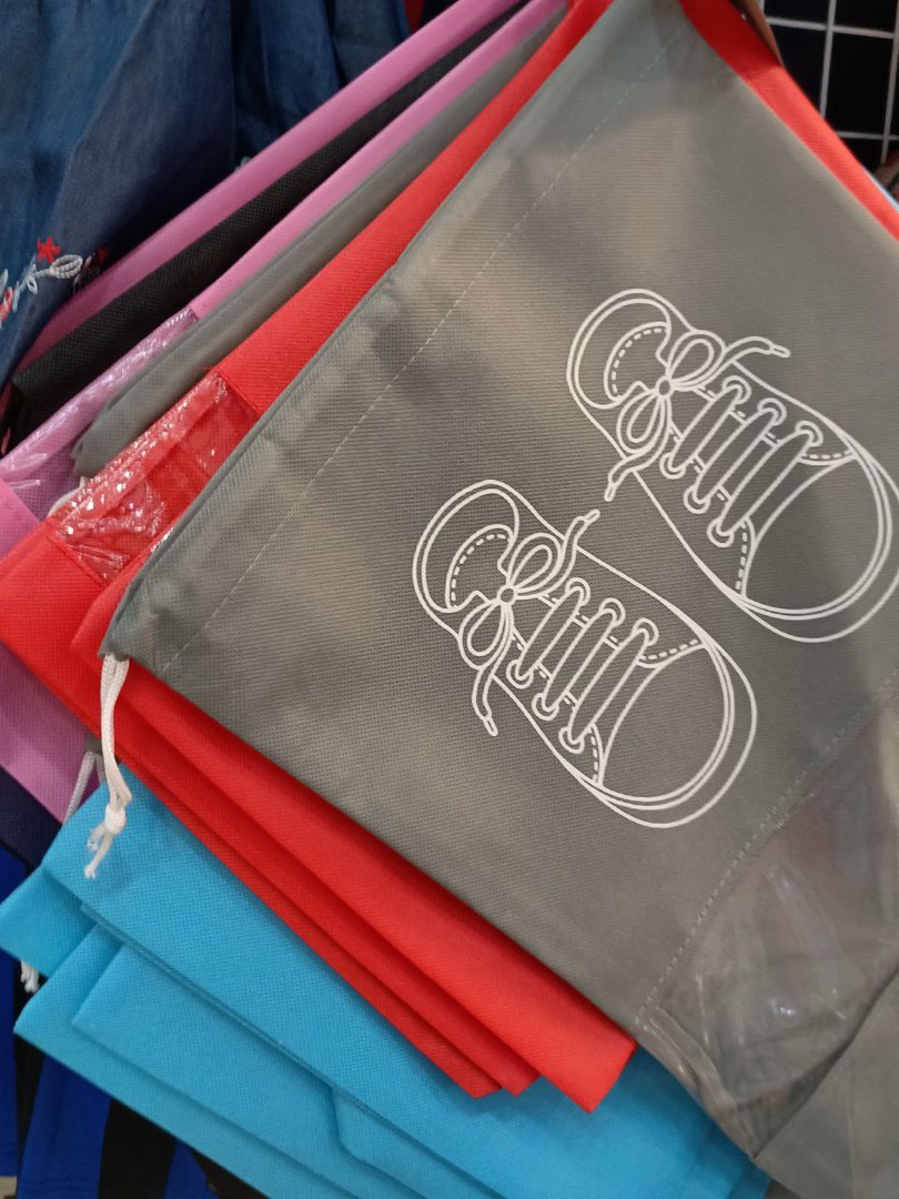 Show bag, Women's Fashion, Bags & Wallets, Purses & Pouches on Carousell