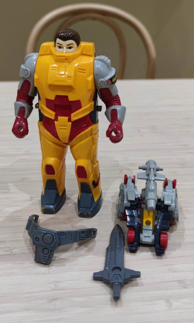 Transformers G1 pretender, Hobbies & Toys, Collectibles & Memorabilia ...