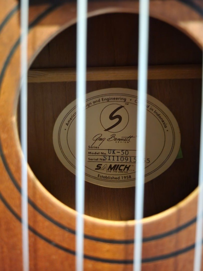 Ukulele Greg Bennett UK-50, Hobbies & Toys, Music & Media, Musical ...