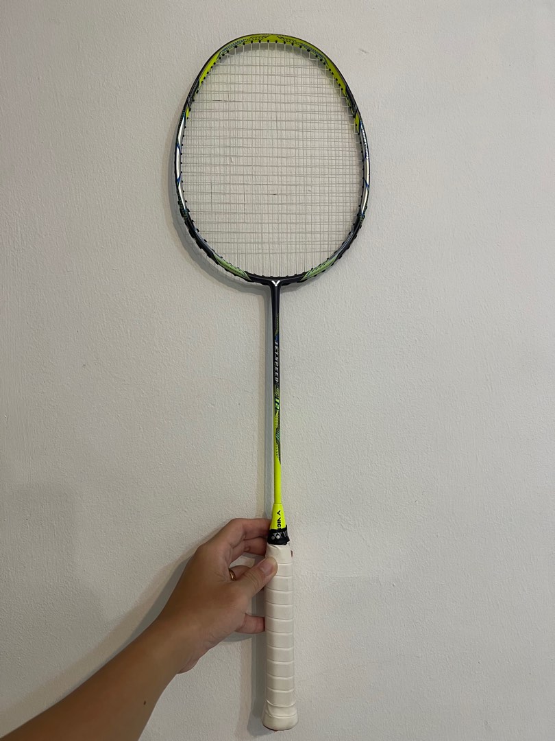 Victor Jetspeed S12 (4UG5), Sports Equipment, Sports & Games, Racket ...