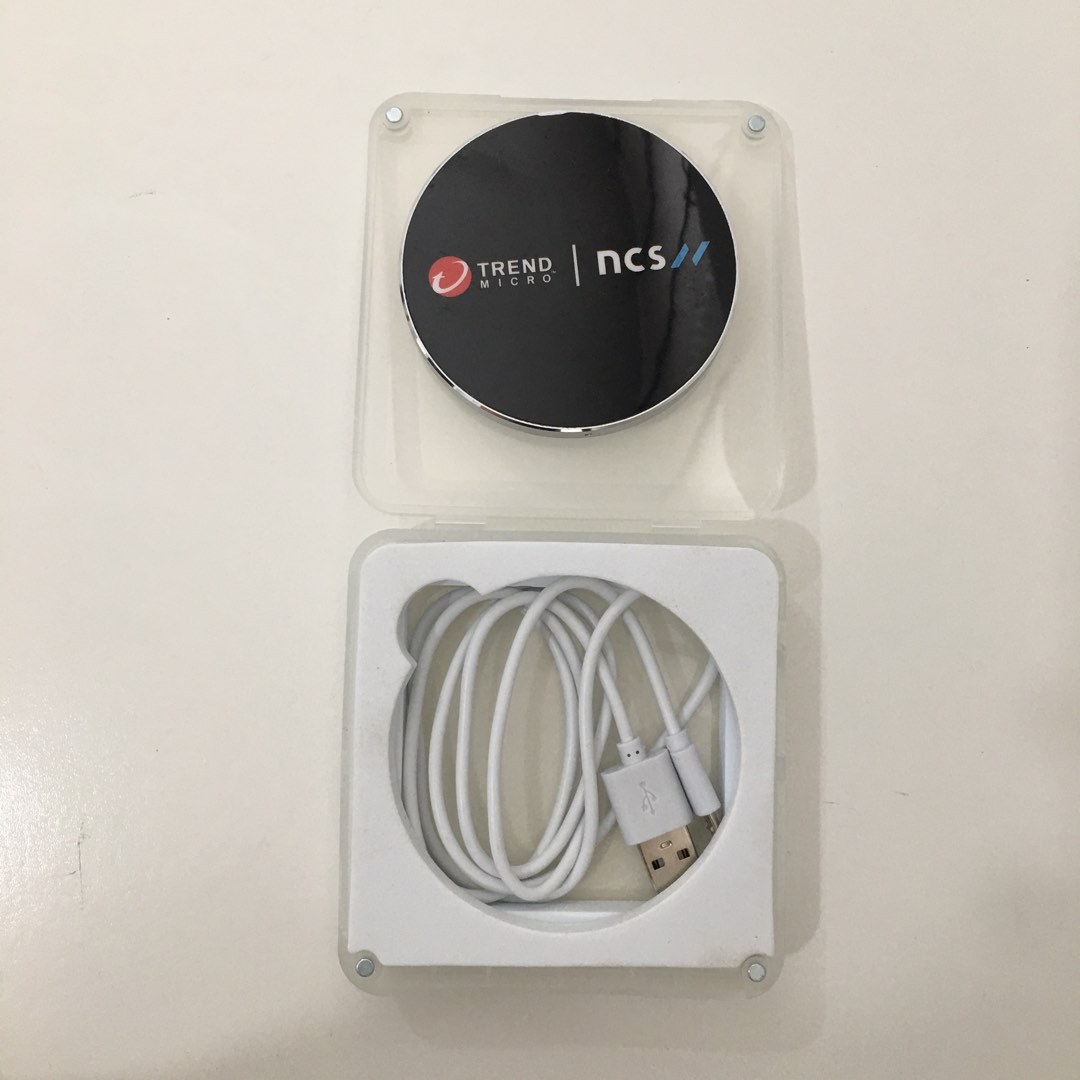 Wireless charger, Mobile Phones & Gadgets, Mobile & Gadget Accessories ...