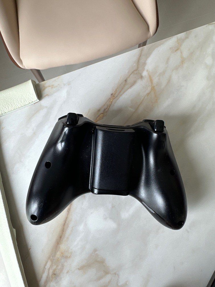 Xbox 360 controller (older version), Video Gaming, Gaming Accessories ...