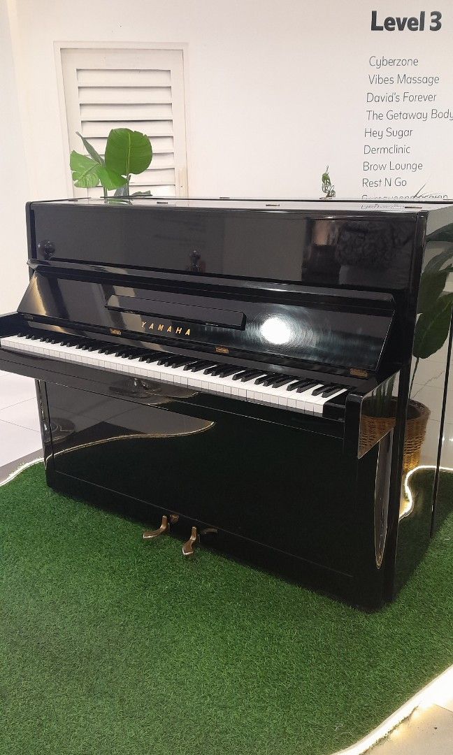 Yamaha P1 Console Piano, Hobbies & Toys, Music & Media, Musical ...