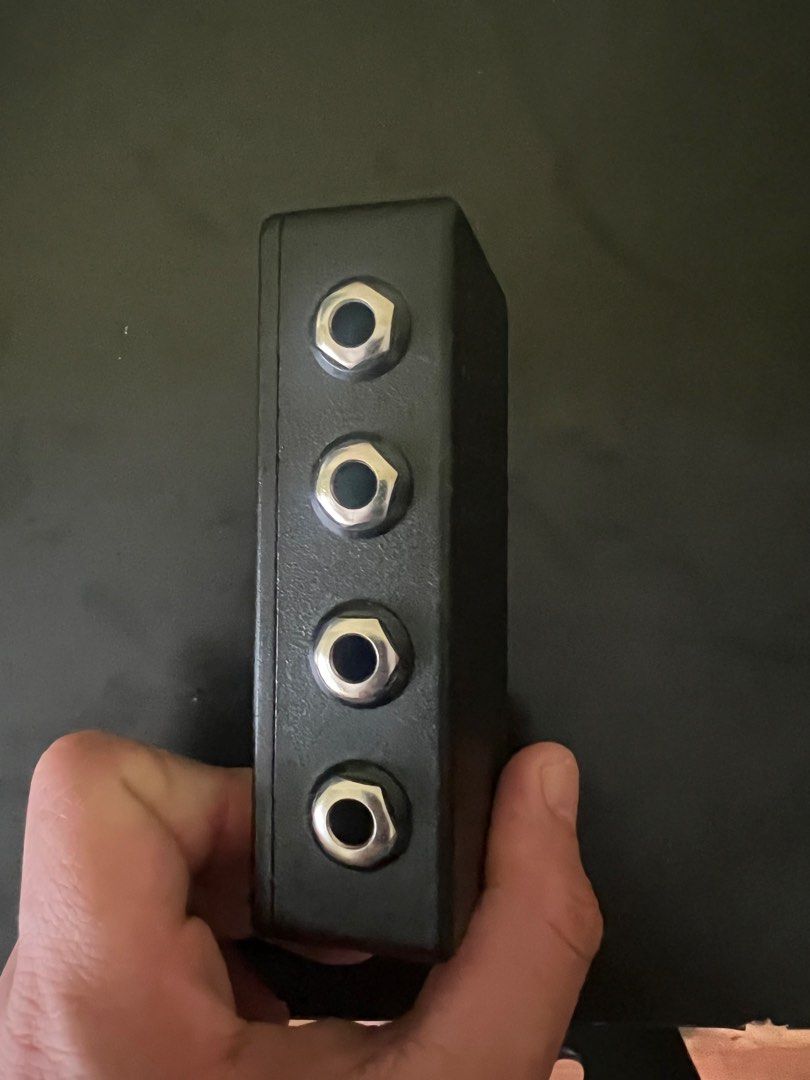 4 cable method send/return fx loop, Hobbies & Toys, Music & Media ...