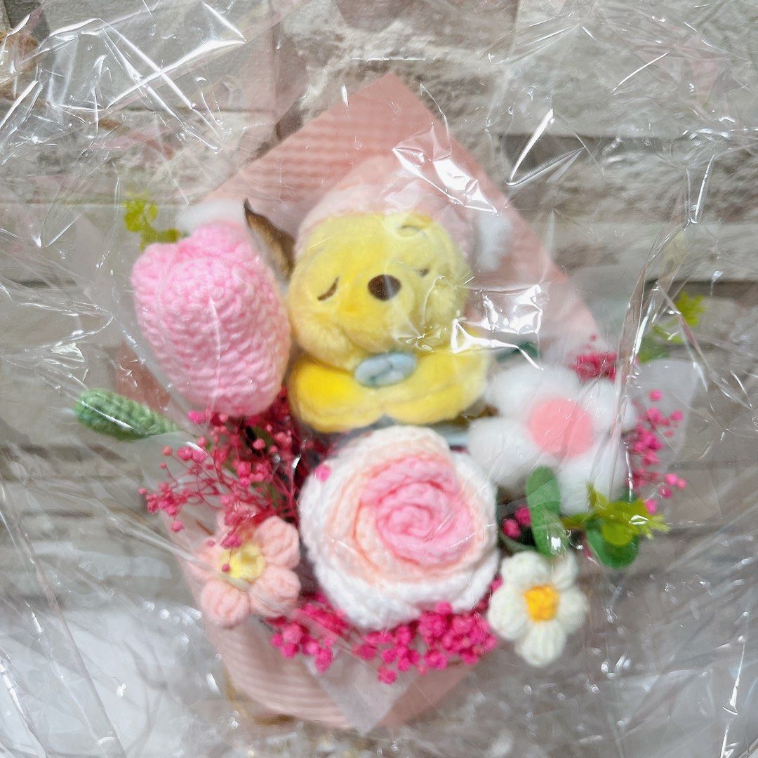 🍯 Winnie the Pooh Flower Bouquet Crochet Rose Bouquet Birthday ...