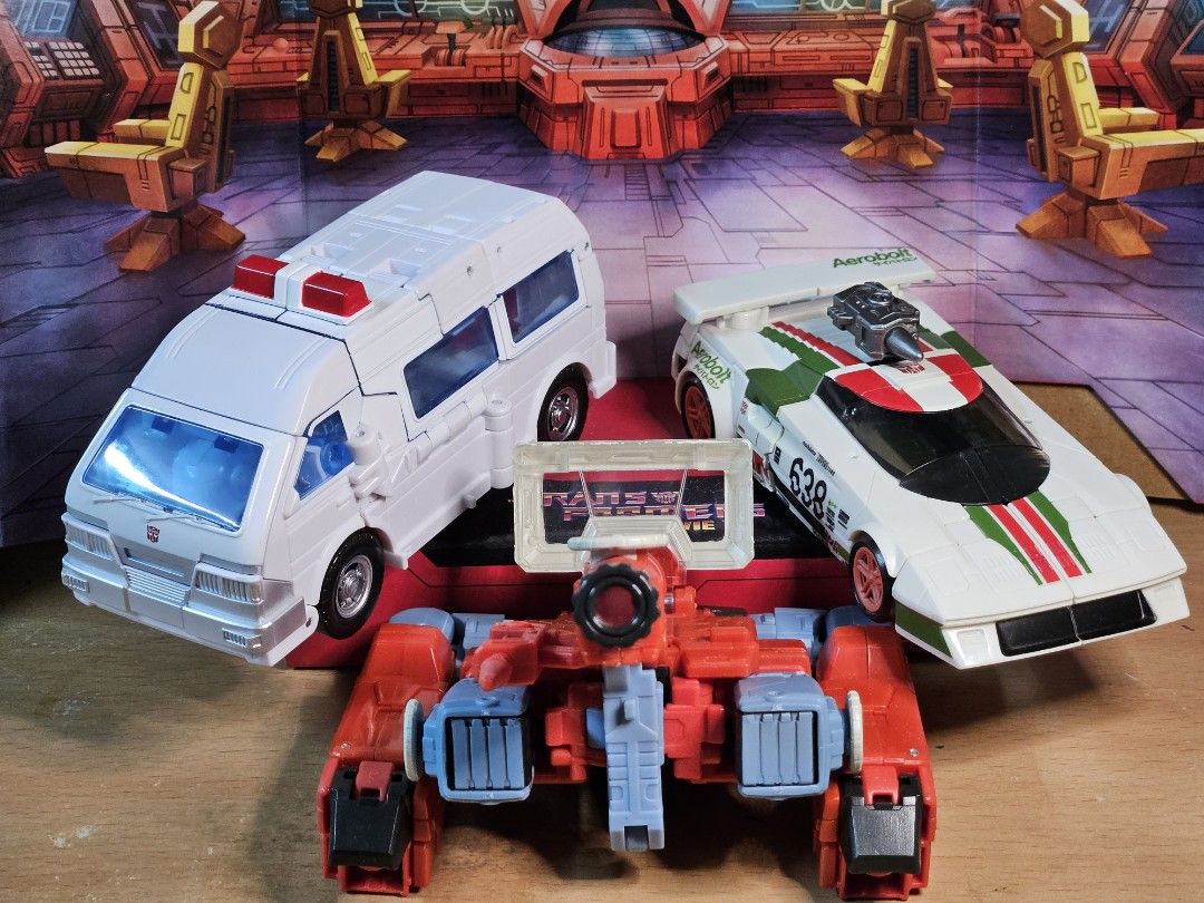 變形金剛 Transformers Studio Series 86-23 Ratchet SS86-11 Perceptor ...