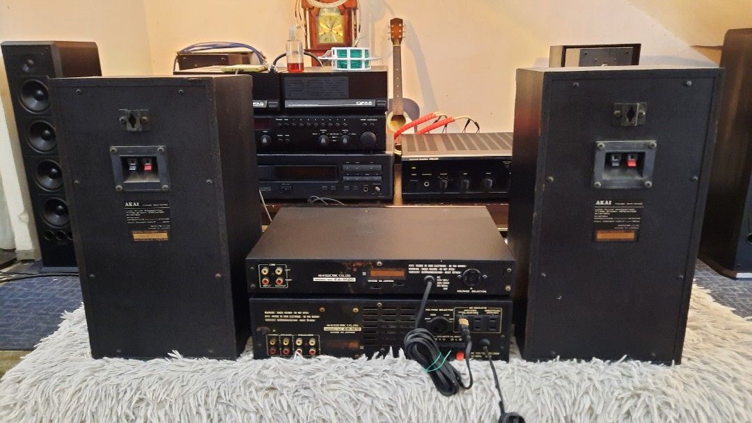 Akai hifi deck system, Audio, Soundbars, Speakers & Amplifiers on Carousell