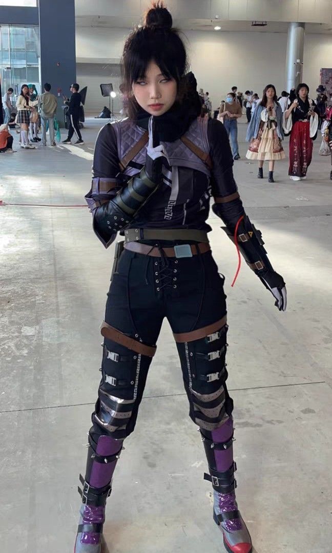 Apex Legends Wraith Cosplay, Hobbies & Toys, Memorabilia & Collectibles ...