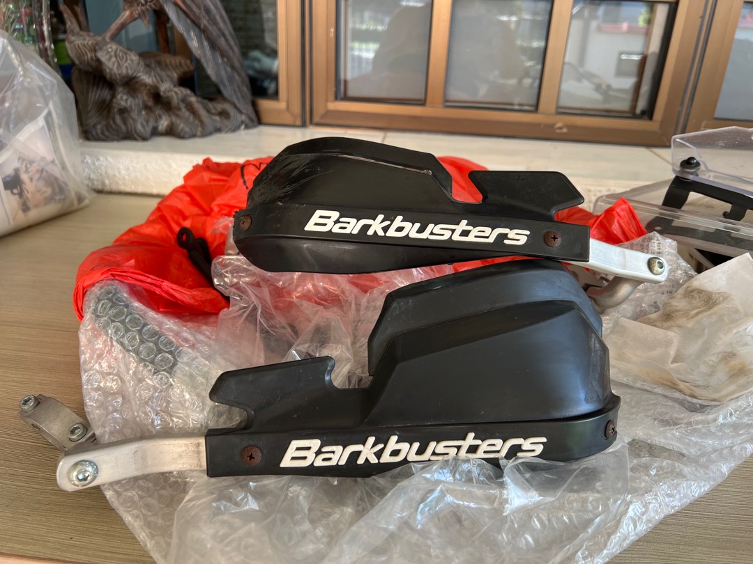 Bar busters hand guard for Yamaha Tenere 700, Motorcycles, Motorcycle ...