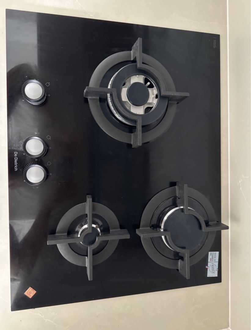 De Dietrich Gas Hob DPG7549BC 3 burner gas hob, TV & Home Appliances, Kitchen Appliances, Hobs ...