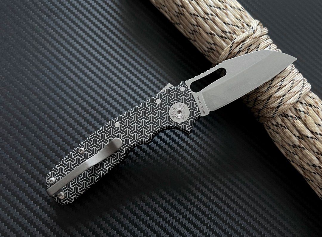 Demko AD-20.5 Shark Cub Shark Lock NCKS2023, 運動產品, 行山及露營 - Carousell