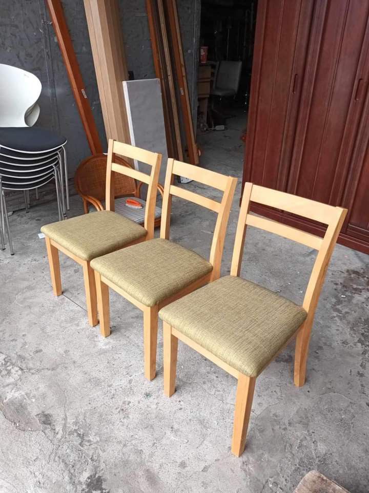 dijing chair, Furniture & Home Living, Furniture, Chairs on Carousell