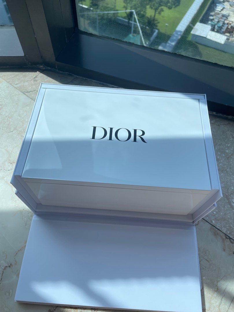 Dior Mirror Box, Luxury, Accessories on Carousell