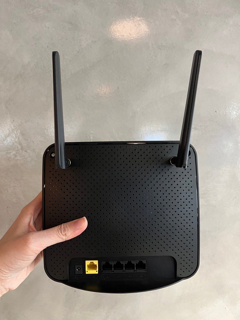 D-Link DWR-953 Wireless AC1200 4G LTE Multi WAN Router, Computers ...