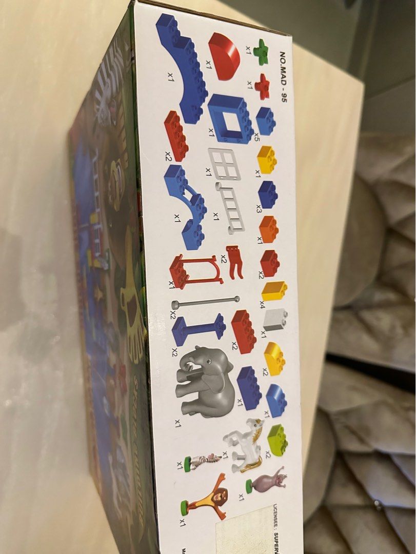 Dreamworks Madagascar Circus Show Building Blocks, Hobbies & Toys, Toys ...