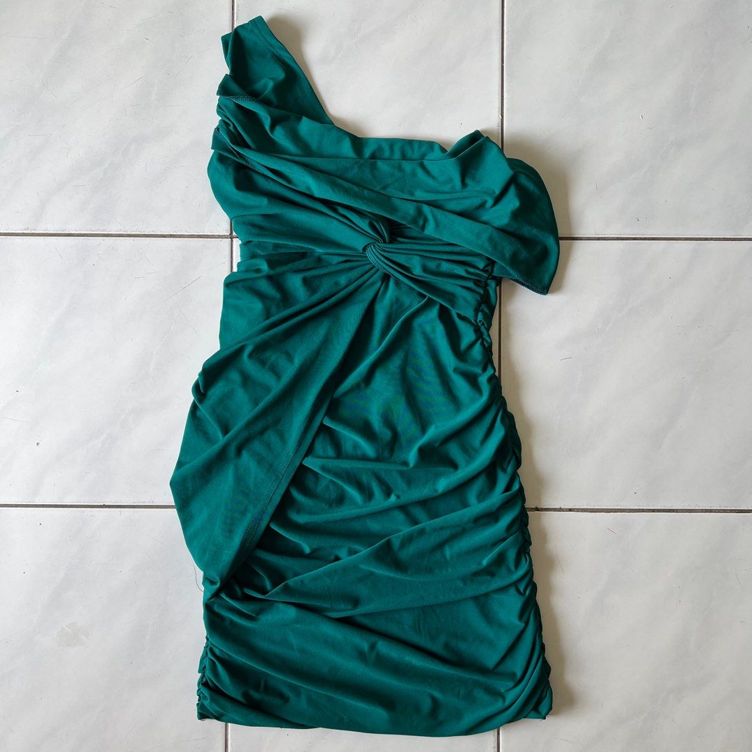 Emerald Green Toga Bodycon Dress, Women's Fashion, Dresses & Sets ...