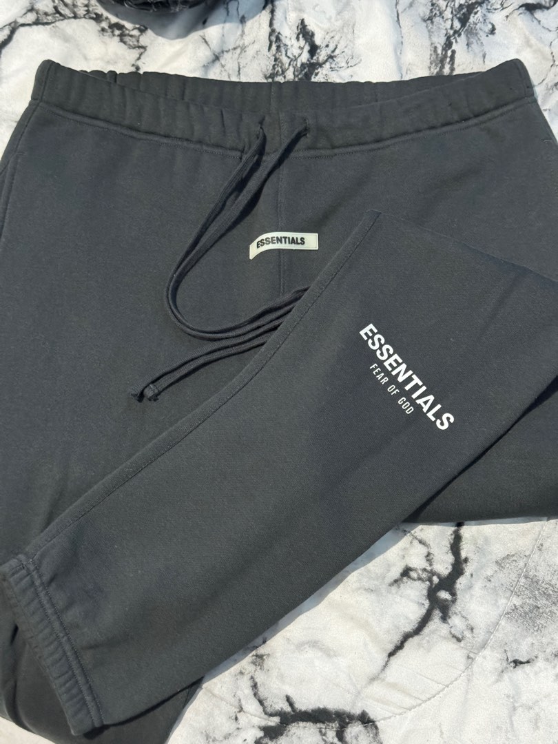 Essentials FOG sweatpants, Men's Fashion, Bottoms, Joggers on Carousell