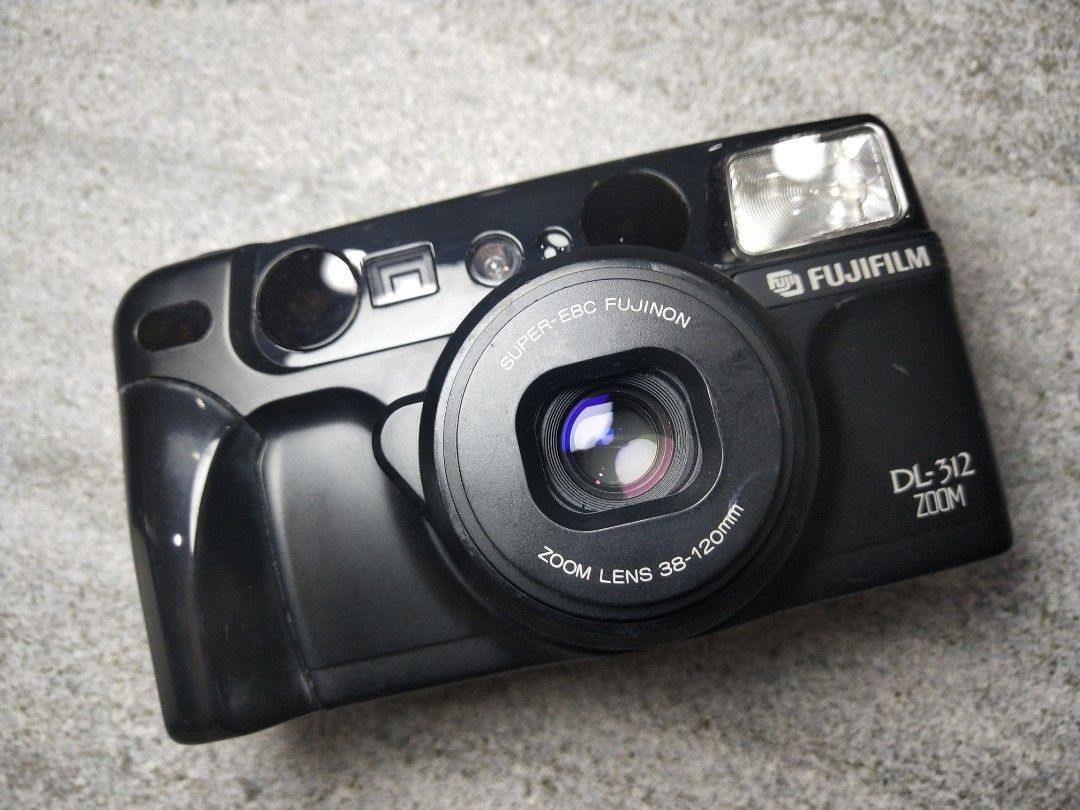Fujifilm DL-312 Zoom Date, Photography, Cameras on Carousell
