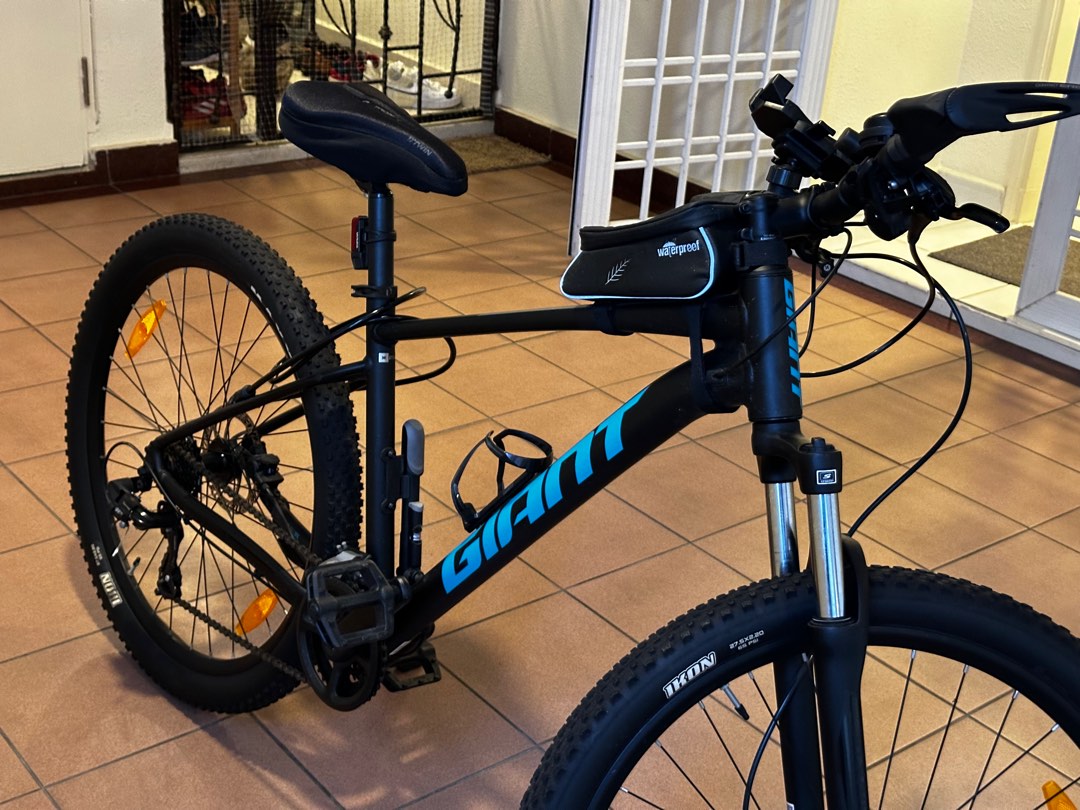 Giant Talon 3, Medium frame, 27.5" tyre - like new, Sports Equipment ...